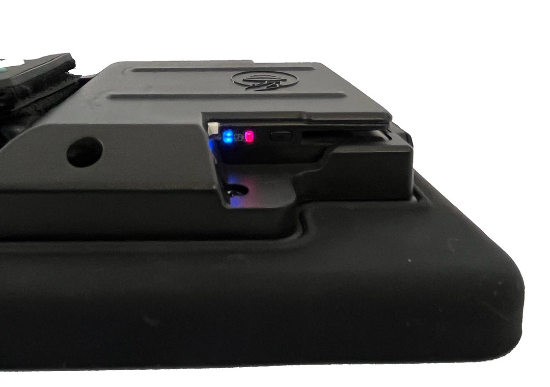 Charging the Ingenico Moby 5500 Device – Tabit Help Center